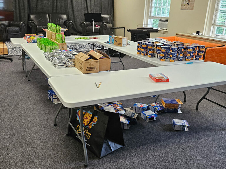 Food To Go Packing – Westminster Presbyterian Church